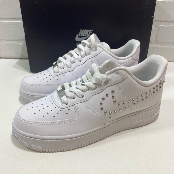 Nike | Shoes | New Nike Af Air Force 1 7 Studded Metal Swoosh Womens 95 ...